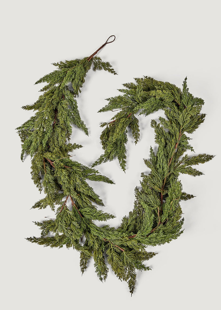 Christmas Garlands: Cedar, Eucalyptus, Pine, Lighted | Afloral